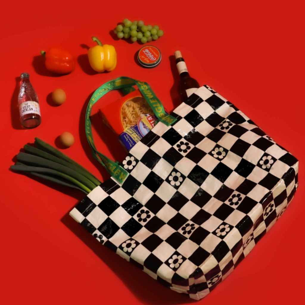 Tarpaulin Bag (M) - Checkerboard – Wiggle Wiggle Indonesia